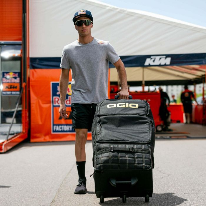 Travel Gear Bags | Order Yours Today – Oz Backcountry